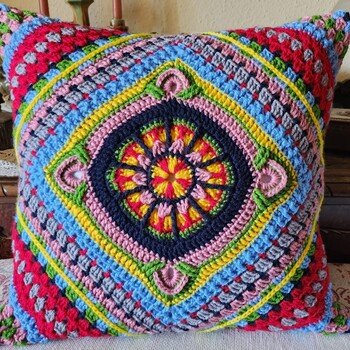 Crazypatterns - Creative Platform for Handicrafts