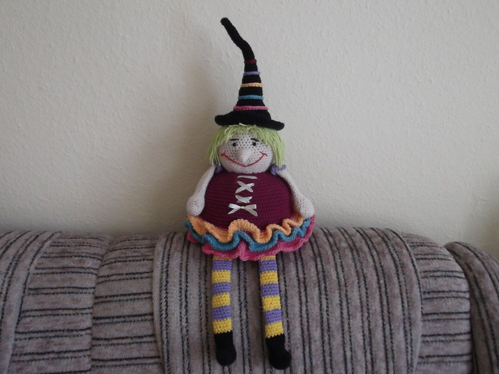 Handarbeiten | Foto - Hexe Pummel Kantenhocker Türstopper Halloween ...