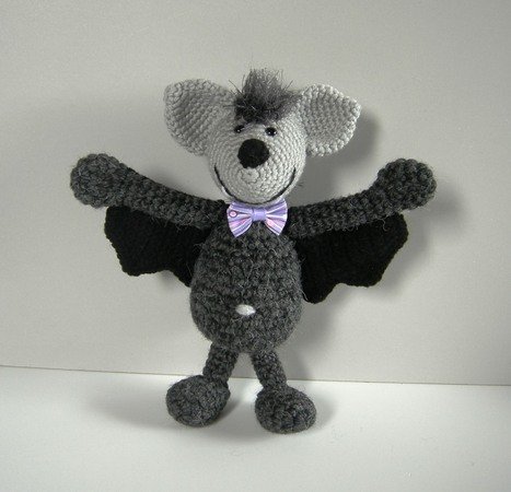 Federmaus häkeln--Deko-einfach zum Knuddeln