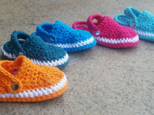 Crochet pattern for warm socks - easy pattern