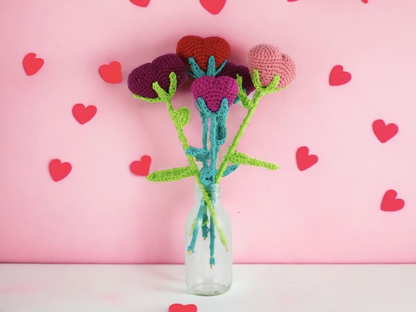 Decorative Heart Flowers – Crochet Pattern
