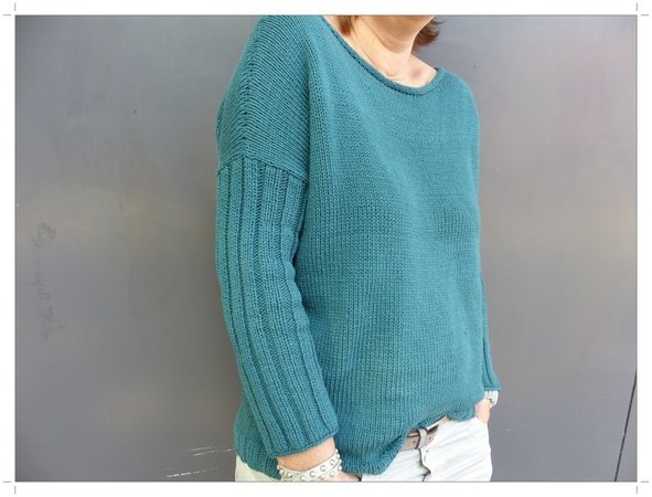 Leger geschnittener Pulli; Strickanleitung Größe S - XXXL