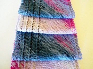 Strickanleitung für den Ärmelschal "soft Hug"