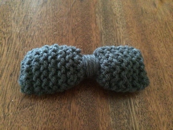 Knit Bow Tie Hair Bow pattern tutorial, PDF, digital download