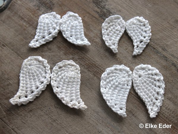 Pair of Wings, Angel Wings with Heart - Crochet Pattern