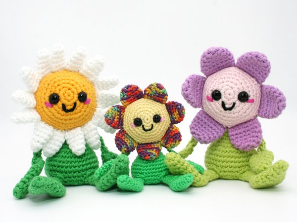 Happy Little Flower - Crochet Pattern