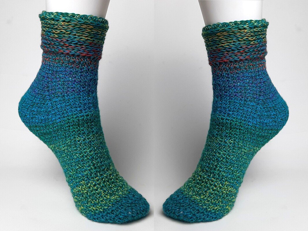 Inspiration | Foto - "Die Häkelsocken", No2, Toe-Up, wie gestrickt, Gr-
