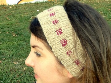 Plaid Hat Knitting Pattern in stranded colorwork "Gingham on My Mind"