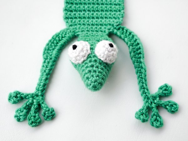 Amigurumi Crochet Gecko Bookmark