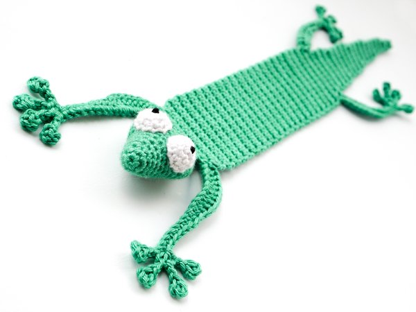 Amigurumi Crochet Gecko Bookmark