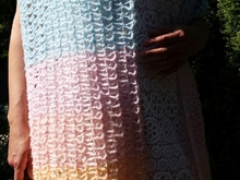 Tuch Amarena-Kirsch mit selbst gebatikter Baumwolle