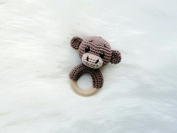 Crochet pattern Bee baby rattle