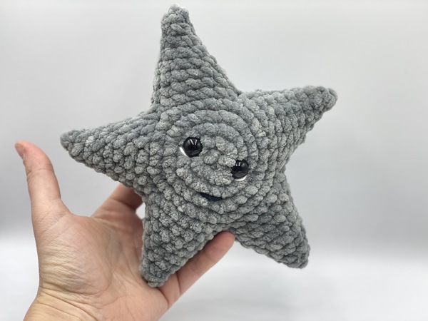 Crochet pattern for cuddly cushion "Star"