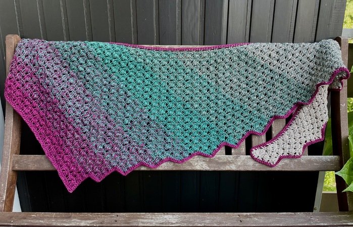 Pattern dragontail scarf "Dragonlady"