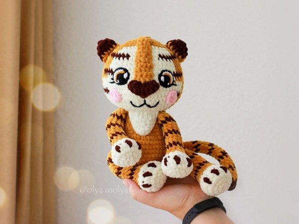 Diego the tiger cub crochet pattern amigurumi