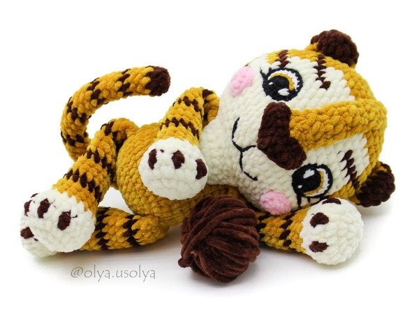 Diego the tiger cub crochet pattern amigurumi