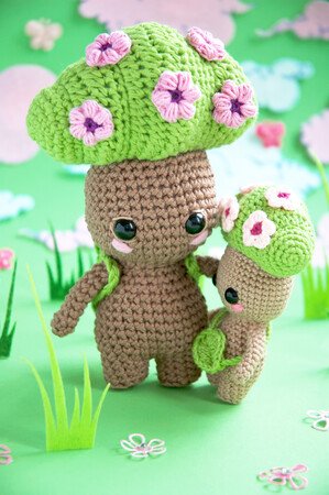 Little Tree Family Amigurumi Crochet Pattern
