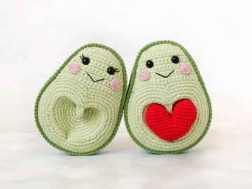 Avocados in love Crochet Pattern