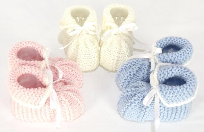 Strickanleitung Babyschuhe "Mascherl"