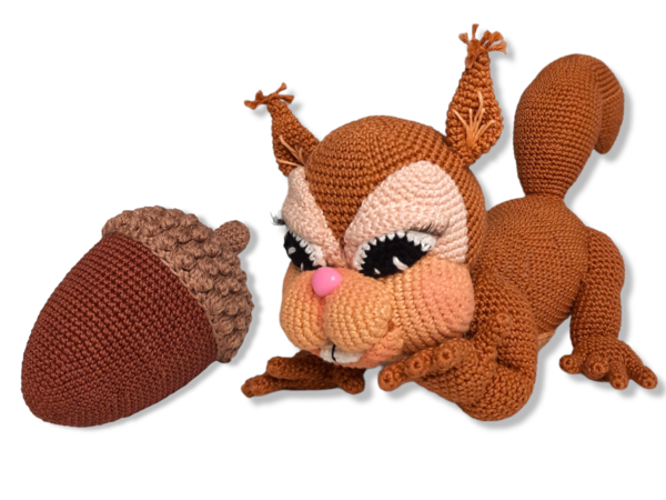 Crochet Pattern "Hedwig" The Squirrel