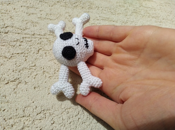 Skull, amigurumi for halloween, crochet skull with bones