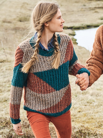 Pulli mit grafischem Design