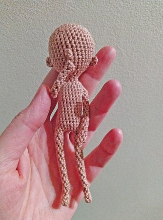 Doll base, crochet tiny body for future doll