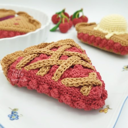 Cherry Pie 4 Types | Amigurumi Crochet Pattern PDF in English and Deutsch