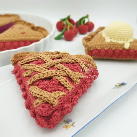 Cherry Pie 4 Types | Amigurumi Crochet Pattern PDF in English and Deutsch