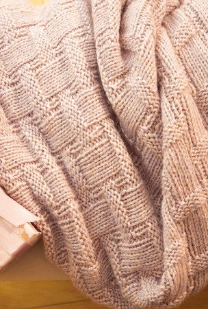 Decke mit Korbmuster in Altrosa