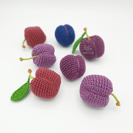 The Perfect PLUM | Amigurumi Fruit Crochet Pattern PDF