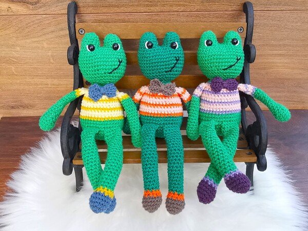 CRAZY FROGGY - crochetpattern frog