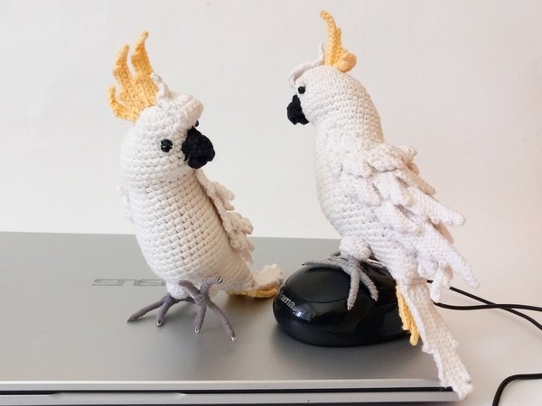 Cockatoo parrot. Crochet pattern