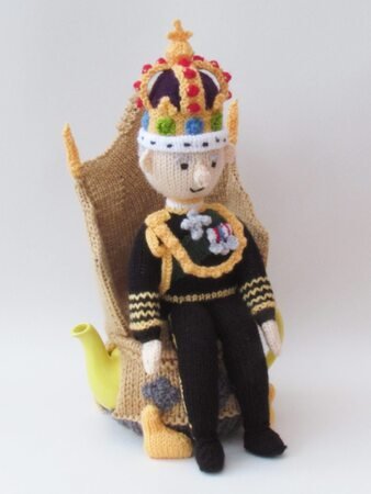 TeaCosyFolk's King Charles III Coronation Tea Cosy Knitting Pattern