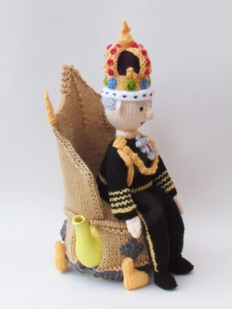 TeaCosyFolk's King Charles III Coronation Tea Cosy Knitting Pattern