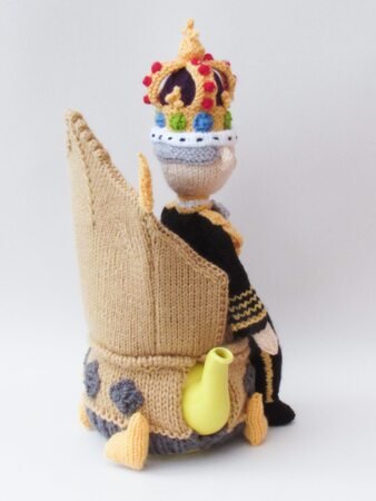 TeaCosyFolk's King Charles III Coronation Tea Cosy Knitting Pattern