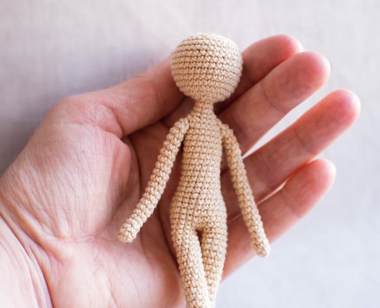 Base doll Crochet pattern