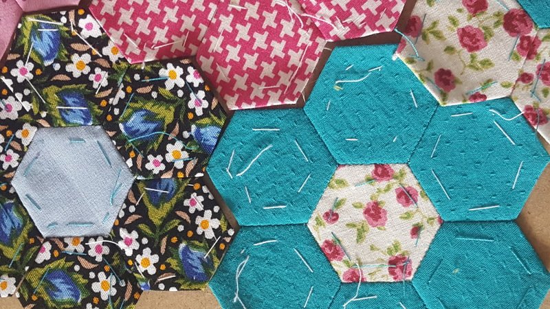 English Paper Piecing (EPP) : Hexagon-Vorlagen zum Ausdrucken (cm + inch).
