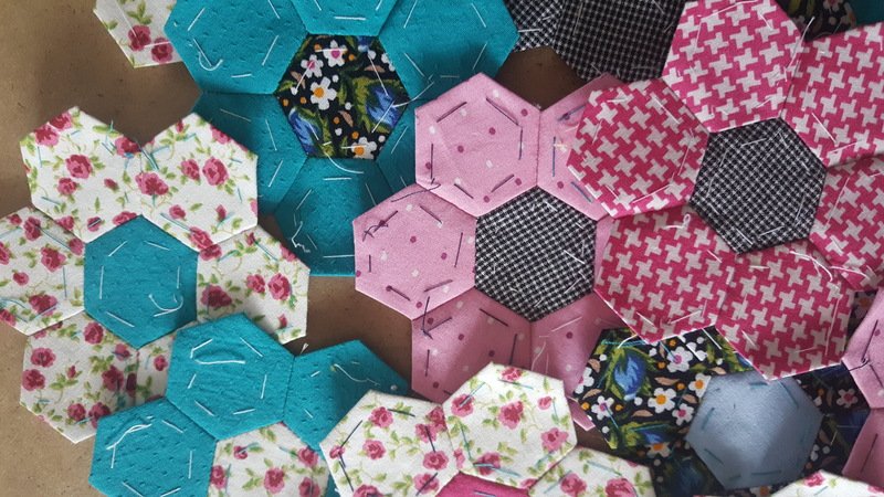 English Paper Piecing (EPP) : Hexagon-Vorlagen zum Ausdrucken (cm + inch).