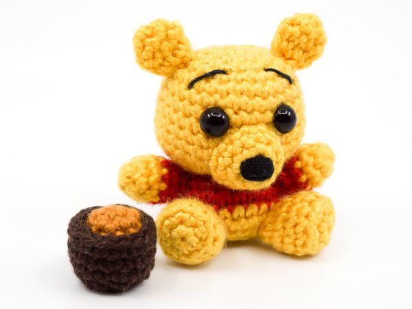 Amigurumi Mini Winnie the Pooh Crochet Pattern