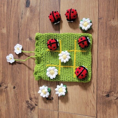 Anleitung für 'TicTac Toe' Marienkäfer und Blume