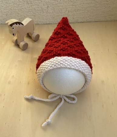 Pattern: knitted baby pixie christmas hat, bonnet hat, elf hat