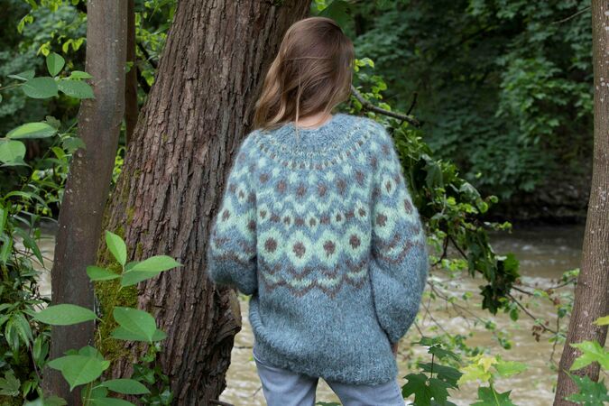 Strickpullover "Arctic" Oversized in Blau mit Muster Strickanleitung // PDF