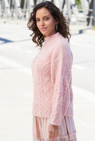 Pulli mit Zöpfen und Rauten in Rosa