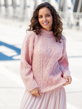Pulli mit Zöpfen und Rauten in Rosa