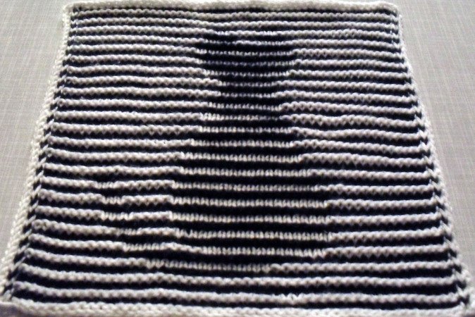 Katze als Spüli oder Deko in Schattenstricktechnik mit dem besonderen Rand