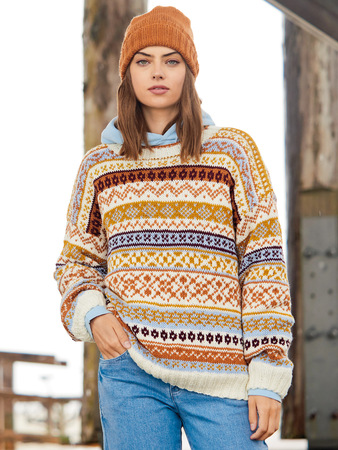 Norwegerpulli und Mütze in Hellblau, Senf, Schwarzrot, Rost, Wollweiß