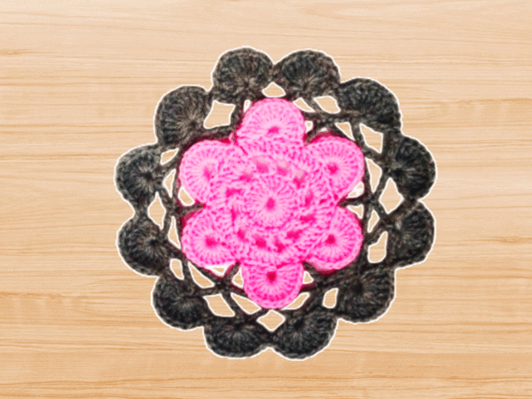 A Crochet Round Coaster Pattern