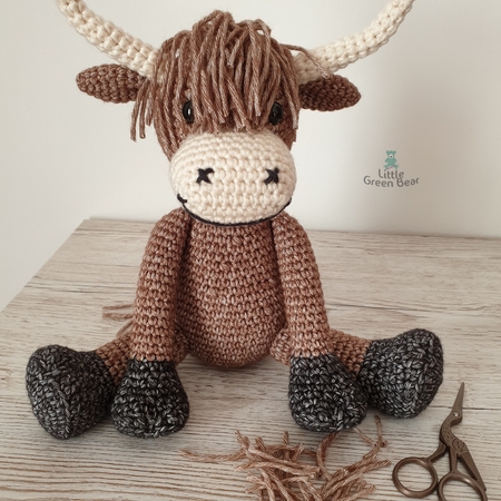 Ogden the Ox Crochet Amigurumi Pattern (English)
