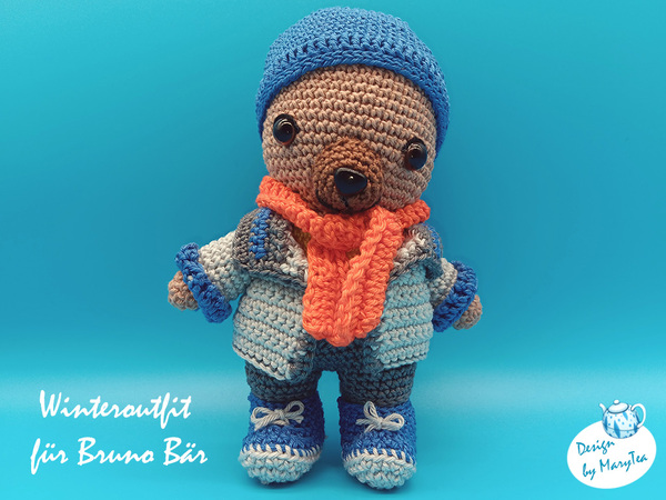 Bruno Bär im Winteroutfit